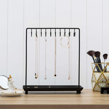 Necklace stand with hooks store